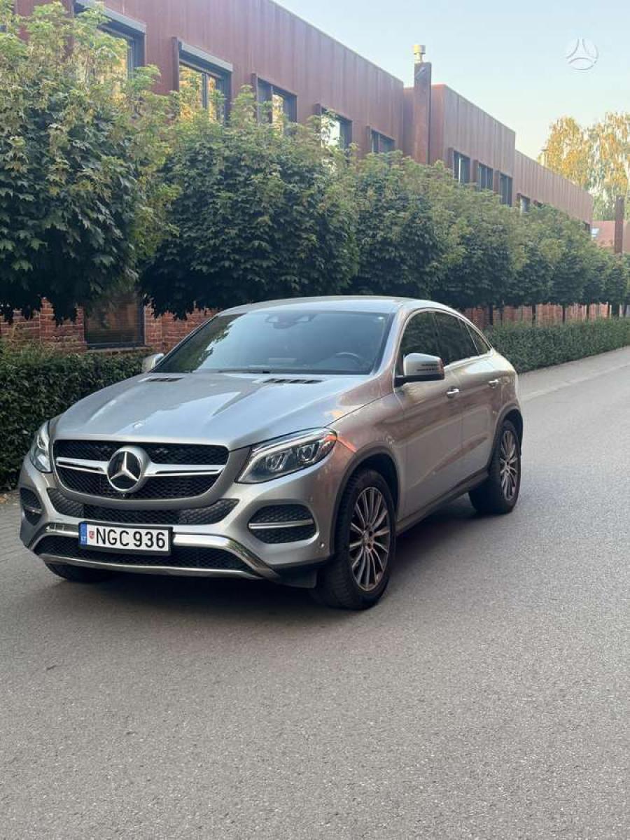 Pelēks Mercedes-Benz GLE 350 2016 Kauņa, ar dzinēja tilpumu 2.99 L un nobraukumu 202 tūkst. km par 27000 €, foto 1 vietnē AUTOMOTO.COM.LV