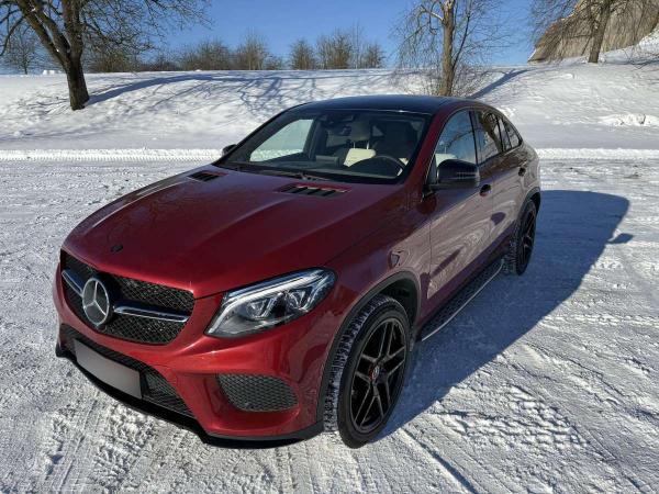 Sarkans Mercedes-Benz GLE 350 2015 Kauņa, ar dzinēja tilpumu 2.99 L un nobraukumu 251 tūkst. km par 30900 €, foto 2 vietnē AUTOMOTO.COM.LV