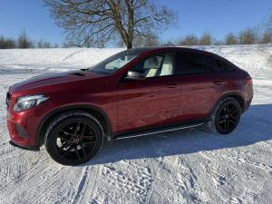 Sarkans Mercedes-Benz GLE 350 2015 Kauņa, ar dzinēja tilpumu 2.99 L un nobraukumu 251 tūkst. km par 30900 €, foto 10 vietnē AUTOMOTO.COM.LV