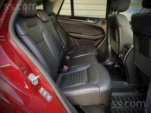Red Mercedes-Benz GLE 350 2016 in Tukums, with an engine capacity of 3.00 L and mileage of 156 thousand km for 35990 €, photo 10 on AUTOMOTO.COM.LV