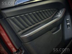 Red Mercedes-Benz GLE 350 2016 in Tukums, with an engine capacity of 3.00 L and mileage of 156 thousand km for 35990 €, photo 11 on AUTOMOTO.COM.LV