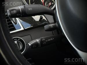 Red Mercedes-Benz GLE 350 2016 in Tukums, with an engine capacity of 3.00 L and mileage of 156 thousand km for 35990 €, photo 16 on AUTOMOTO.COM.LV