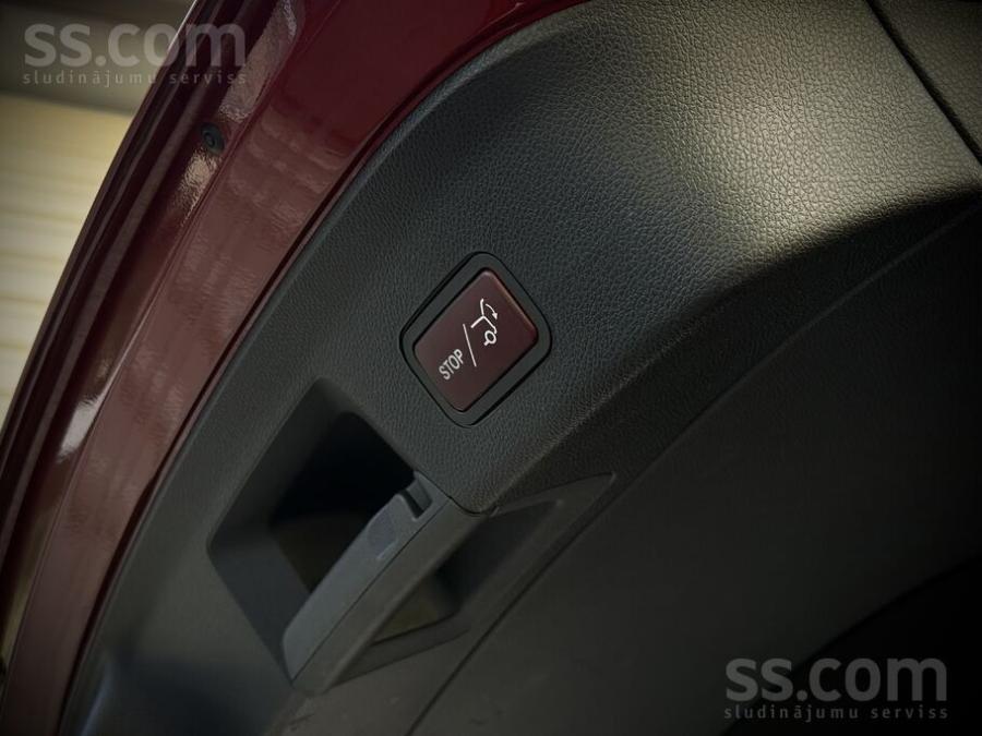 Red Mercedes-Benz GLE 350 2016 in Tukums, with an engine capacity of 3.00 L and mileage of 156 thousand km for 35990 €, photo 23 on AUTOMOTO.COM.LV