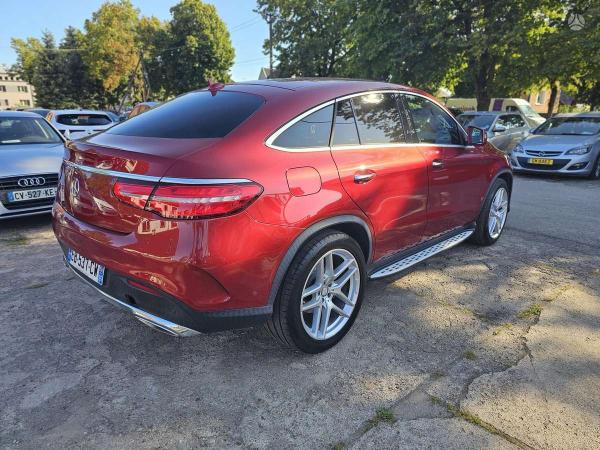 Sarkans Mercedes-Benz GLE 350 2016 Tauragė, ar dzinēja tilpumu 2.99 L un nobraukumu 257 tūkst. km par 23500 €, foto 6 vietnē AUTOMOTO.COM.LV