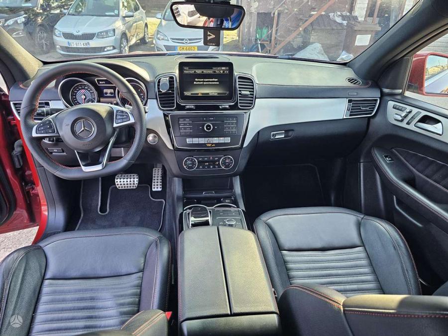 Sarkans Mercedes-Benz GLE 350 2016 Tauragė, ar dzinēja tilpumu 2.99 L un nobraukumu 257 tūkst. km par 23500 €, foto 16 vietnē AUTOMOTO.COM.LV
