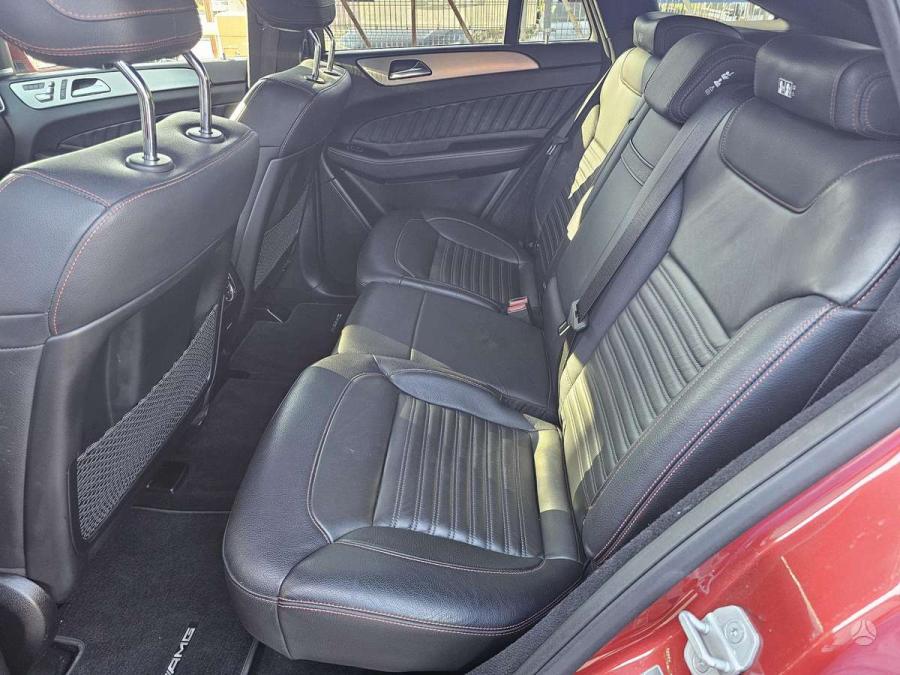 Sarkans Mercedes-Benz GLE 350 2016 Tauragė, ar dzinēja tilpumu 2.99 L un nobraukumu 257 tūkst. km par 23500 €, foto 17 vietnē AUTOMOTO.COM.LV