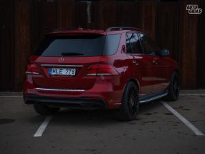 Красный Мерседес ГЛE 350 2016 в Каунас, объемом двигателя 3.50 л и пробегом 145 тыс. км за 23000 €, фото 7 на AUTOMOTO.COM.LV