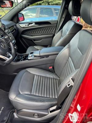 Red Mercedes-Benz GLE 350 2018 in Talsi, with an engine capacity of 3.00 L and mileage of 131 thousand km for 47970 €, photo 6 on AUTOMOTO.COM.LV