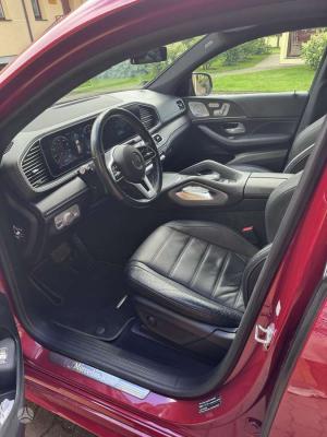 Red Mercedes-Benz GLE 350 2020 in Pasvalys, with an engine capacity of 2.93 L and mileage of 80 thousand km for 61000 €, photo 7 on AUTOMOTO.COM.LV