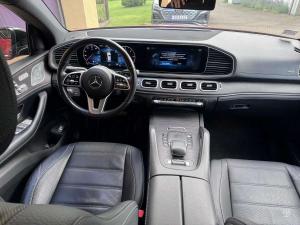 Red Mercedes-Benz GLE 350 2020 in Pasvalys, with an engine capacity of 2.93 L and mileage of 80 thousand km for 61000 €, photo 9 on AUTOMOTO.COM.LV