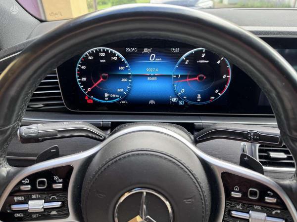 Red Mercedes-Benz GLE 350 2020 in Pasvalys, with an engine capacity of 2.93 L and mileage of 80 thousand km for 61000 €, photo 9 on AUTOMOTO.COM.LV