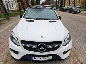 Balts Mercedes-Benz GLE 350 2015 Liepāja, ar dzinēja tilpumu 3.00 L un nobraukumu 180 tūkst. km par 26000 €, foto 8 vietnē AUTOMOTO.COM.LV