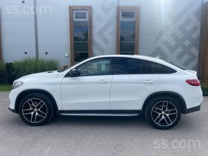 Balts Mercedes-Benz GLE 350 2016 Rīga, ar dzinēja tilpumu 3.00 L un nobraukumu 142 tūkst. km par 29900 €, foto 3 vietnē AUTOMOTO.COM.LV
