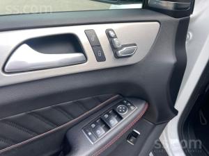Balts Mercedes-Benz GLE 350 2016 Rīga, ar dzinēja tilpumu 3.00 L un nobraukumu 142 tūkst. km par 29900 €, foto 16 vietnē AUTOMOTO.COM.LV