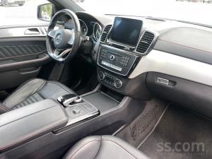 Balts Mercedes-Benz GLE 350 2016 Rīga, ar dzinēja tilpumu 3.00 L un nobraukumu 142 tūkst. km par 29900 €, foto 24 vietnē AUTOMOTO.COM.LV