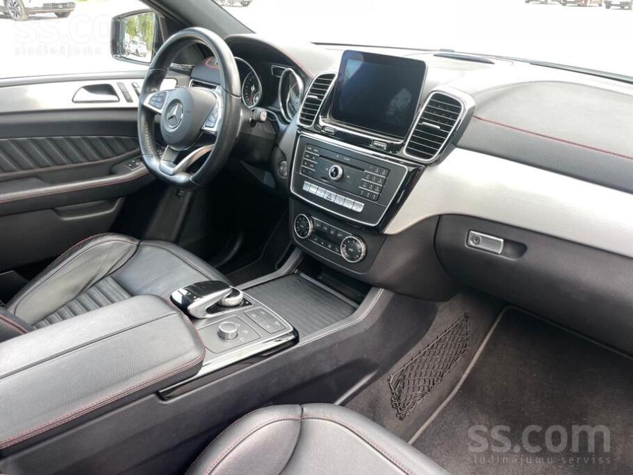 Balts Mercedes-Benz GLE 350 2016 Rīga, ar dzinēja tilpumu 3.00 L un nobraukumu 142 tūkst. km par 29900 €, foto 24 vietnē AUTOMOTO.COM.LV