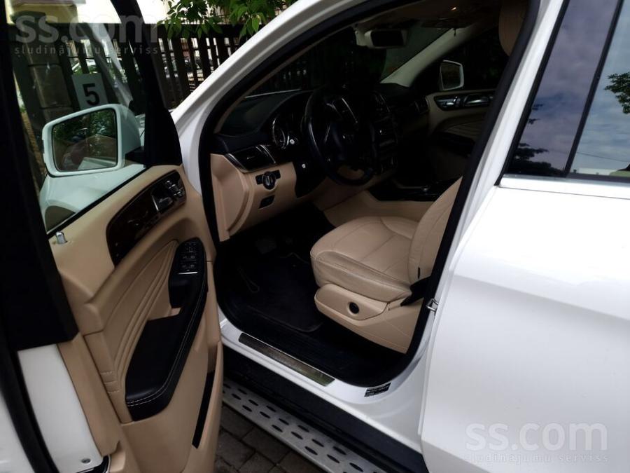 Белый Мерседес ГЛE 350 2018 в Рига, объемом двигателя 3.00 л и пробегом 139 тыс. км за 27200 €, фото 5 на AUTOMOTO.COM.LV