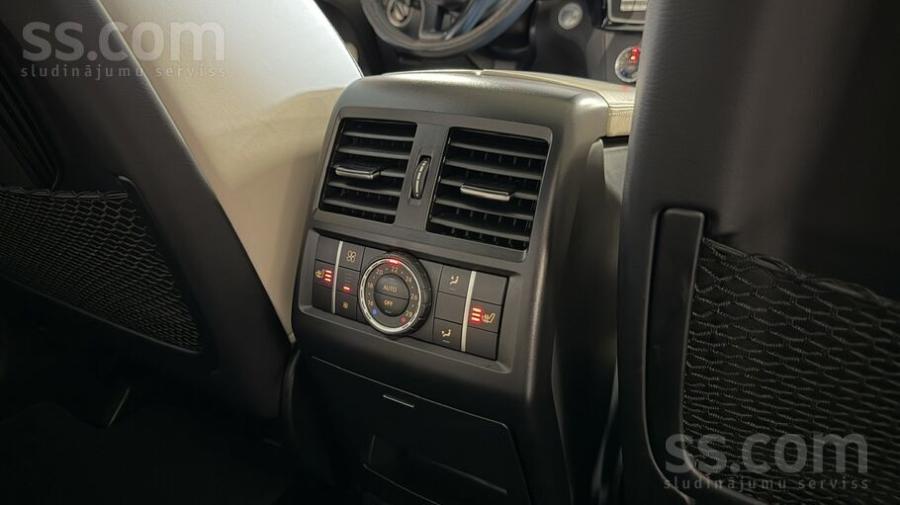 Balts Mercedes-Benz GLE 350 2018 Rīga, ar dzinēja tilpumu 3.00 L un nobraukumu 121 tūkst. km par 34900 €, foto 24 vietnē AUTOMOTO.COM.LV