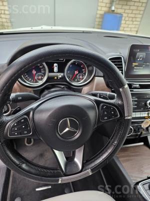 Белый Мерседес ГЛE 350 2019 в Рига, объемом двигателя 3.00 л и пробегом 130 тыс. км за 45000 €, фото 21 на AUTOMOTO.COM.LV