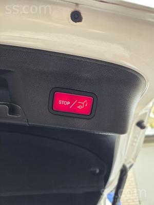 Белый Мерседес ГЛE 350 2019 в Рига, объемом двигателя 3.00 л и пробегом 130 тыс. км за 45000 €, фото 25 на AUTOMOTO.COM.LV