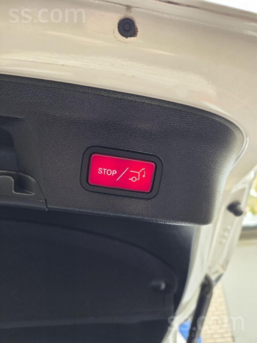 Белый Мерседес ГЛE 350 2019 в Рига, объемом двигателя 3.00 л и пробегом 130 тыс. км за 45000 €, фото 25 на AUTOMOTO.COM.LV