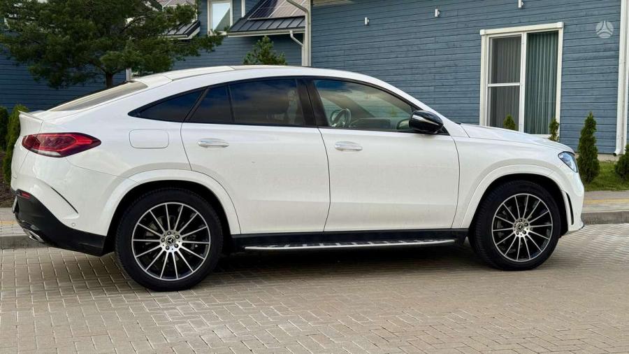 Balts Mercedes-Benz GLE 350 2023 Gargždai, ar dzinēja tilpumu 1.99 L un nobraukumu 119 tūkst. km par 72000 €, foto 4 vietnē AUTOMOTO.COM.LV
