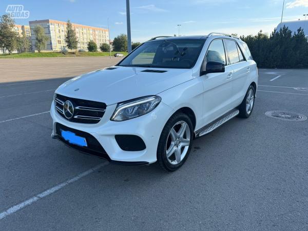 White Mercedes-Benz GLE 350 2014 in Siauliai, with an engine capacity of 3.00 L and mileage of 175 thousand km for 18400 €, photo 1 on AUTOMOTO.COM.LV