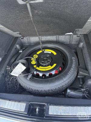 White Mercedes-Benz GLE 350 2014 in Siauliai, with an engine capacity of 3.00 L and mileage of 175 thousand km for 18400 €, photo 17 on AUTOMOTO.COM.LV