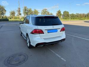 White Mercedes-Benz GLE 350 2014 in Siauliai, with an engine capacity of 3.00 L and mileage of 175 thousand km for 18400 €, photo 19 on AUTOMOTO.COM.LV
