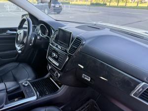 White Mercedes-Benz GLE 350 2014 in Siauliai, with an engine capacity of 3.00 L and mileage of 175 thousand km for 18400 €, photo 29 on AUTOMOTO.COM.LV