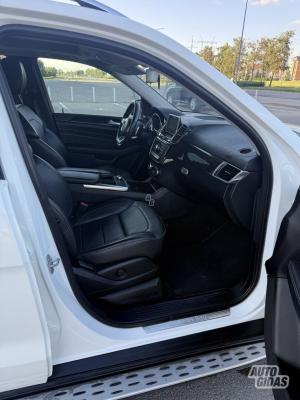 Balts Mercedes-Benz GLE 350 2014 Šauļi, ar dzinēja tilpumu 3.00 L un nobraukumu 175 tūkst. km par 17999 €, foto 12 vietnē AUTOMOTO.COM.LV