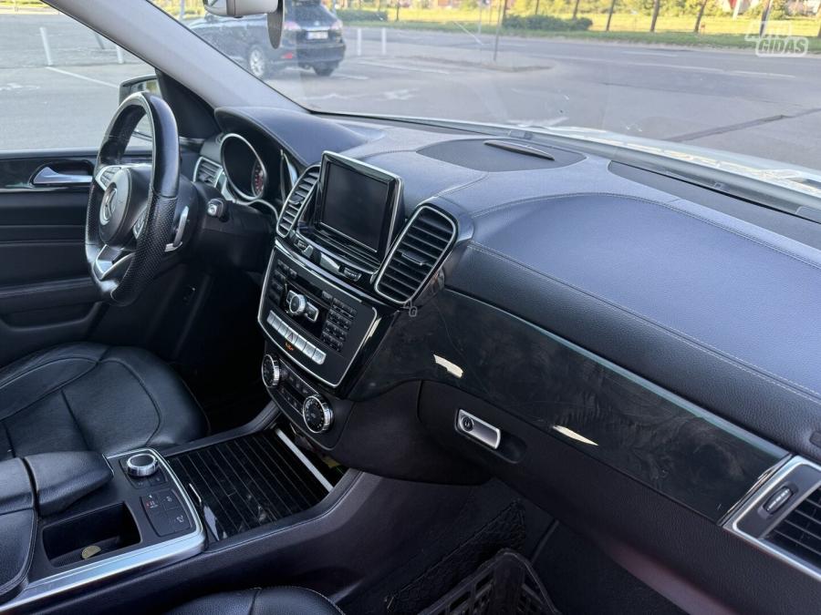 Balts Mercedes-Benz GLE 350 2014 Šauļi, ar dzinēja tilpumu 3.00 L un nobraukumu 175 tūkst. km par 17999 €, foto 14 vietnē AUTOMOTO.COM.LV