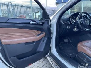 Balts Mercedes-Benz GLE 350 2015 Klaipėda, ar dzinēja tilpumu 2.99 L un nobraukumu 308 tūkst. km par 24000 €, foto 15 vietnē AUTOMOTO.COM.LV