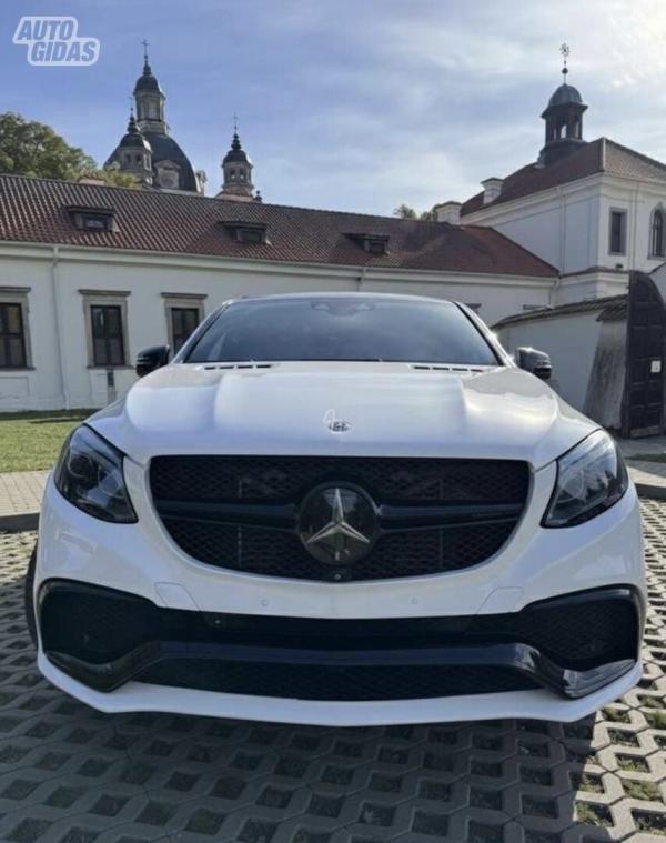 White Mercedes-Benz GLE 350 2015 in Kaunas, with an engine capacity of 3.00 L and mileage of 256 thousand km for 34000 €, photo 2 on AUTOMOTO.COM.LV