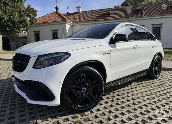 White Mercedes-Benz GLE 350 2015 in Kaunas, with an engine capacity of 3.00 L and mileage of 256 thousand km for 34000 €, photo 3 on AUTOMOTO.COM.LV