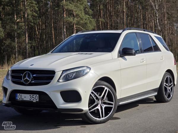 Balts Mercedes-Benz GLE 350 2015 Pasvalys, ar dzinēja tilpumu 3.00 L un nobraukumu 283 tūkst. km par 21900 €, foto 2 vietnē AUTOMOTO.COM.LV