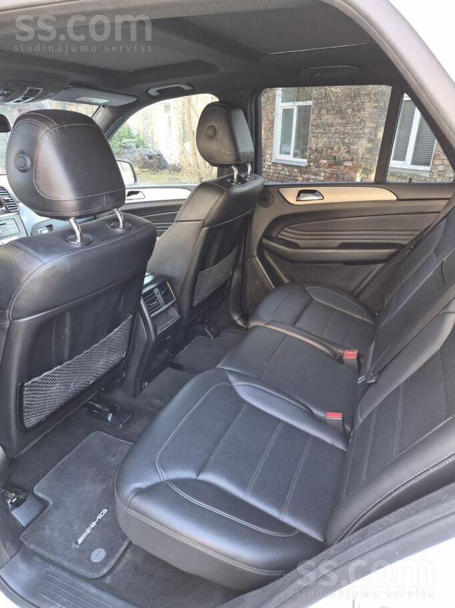Balts Mercedes-Benz GLE 350 2015 Rīga, ar dzinēja tilpumu 3.00 L un nobraukumu 212 tūkst. km par 21500 €, foto 11 vietnē AUTOMOTO.COM.LV