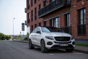 Balts Mercedes-Benz GLE 350 2015 Klaipėda, ar dzinēja tilpumu 3.00 L un nobraukumu 225 tūkst. km par 29300 €, foto  vietnē AUTOMOTO.COM.LV