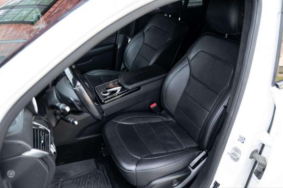 Balts Mercedes-Benz GLE 350 2015 Klaipėda, ar dzinēja tilpumu 3.00 L un nobraukumu 225 tūkst. km par 29300 €, foto 18 vietnē AUTOMOTO.COM.LV