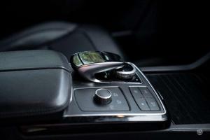 Balts Mercedes-Benz GLE 350 2015 Klaipėda, ar dzinēja tilpumu 3.00 L un nobraukumu 225 tūkst. km par 29300 €, foto 21 vietnē AUTOMOTO.COM.LV