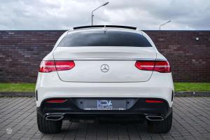 White Mercedes-Benz GLE 350 2015 in Marijampole, with an engine capacity of 2.99 L and mileage of 85 thousand km for 35950 €, photo 12 on AUTOMOTO.COM.LV