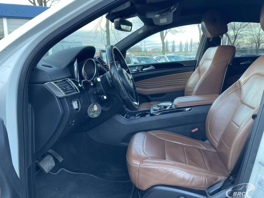 Balts Mercedes-Benz GLE 350 2015 Klaipėda, ar dzinēja tilpumu 2.99 L un nobraukumu 308 tūkst. km par 21500 €, foto 21 vietnē AUTOMOTO.COM.LV