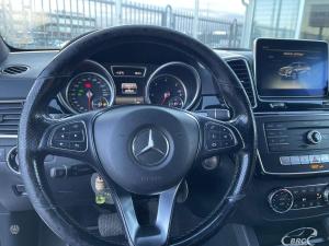 Balts Mercedes-Benz GLE 350 2015 Klaipėda, ar dzinēja tilpumu 2.99 L un nobraukumu 308 tūkst. km par 21500 €, foto 23 vietnē AUTOMOTO.COM.LV