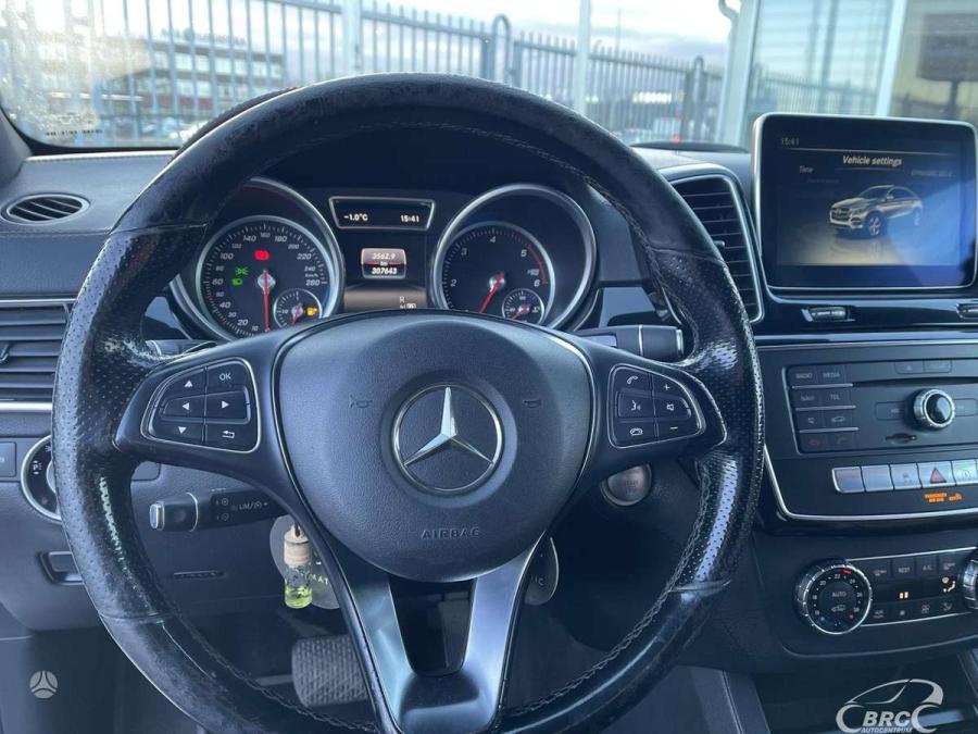 Balts Mercedes-Benz GLE 350 2015 Klaipėda, ar dzinēja tilpumu 2.99 L un nobraukumu 308 tūkst. km par 21500 €, foto 23 vietnē AUTOMOTO.COM.LV