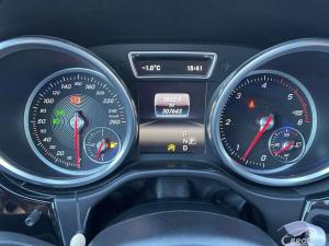 Balts Mercedes-Benz GLE 350 2015 Klaipėda, ar dzinēja tilpumu 2.99 L un nobraukumu 308 tūkst. km par 21500 €, foto 24 vietnē AUTOMOTO.COM.LV