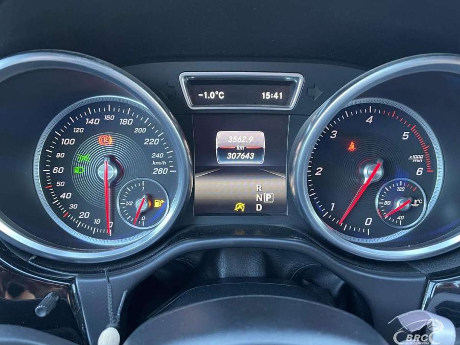 Balts Mercedes-Benz GLE 350 2015 Klaipėda, ar dzinēja tilpumu 2.99 L un nobraukumu 308 tūkst. km par 21500 €, foto 24 vietnē AUTOMOTO.COM.LV