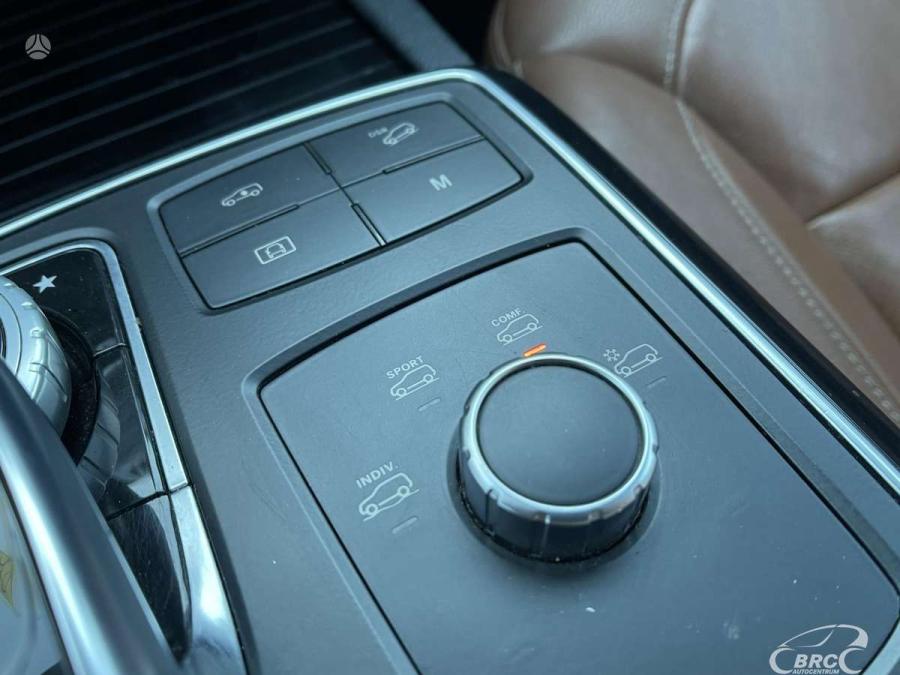 Balts Mercedes-Benz GLE 350 2015 Klaipėda, ar dzinēja tilpumu 2.99 L un nobraukumu 308 tūkst. km par 21500 €, foto 31 vietnē AUTOMOTO.COM.LV