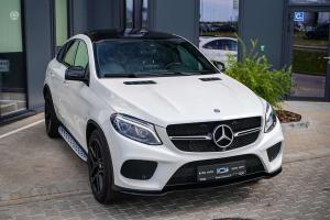 Balts Mercedes-Benz GLE 350 2015 Kauņa, ar dzinēja tilpumu 2.99 L un nobraukumu 85 tūkst. km par 35950 €, foto 4 vietnē AUTOMOTO.COM.LV