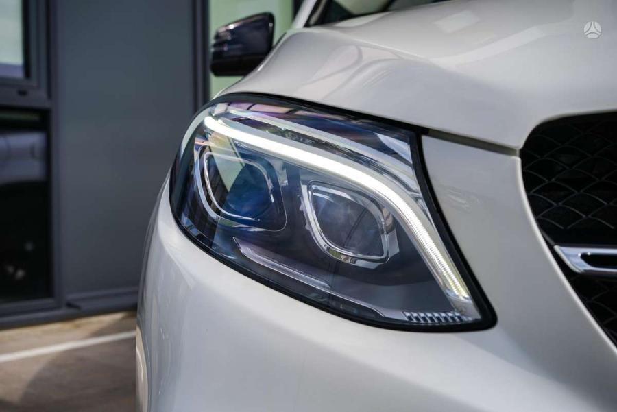 Balts Mercedes-Benz GLE 350 2015 Kauņa, ar dzinēja tilpumu 2.99 L un nobraukumu 85 tūkst. km par 35950 €, foto 8 vietnē AUTOMOTO.COM.LV
