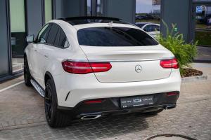 Balts Mercedes-Benz GLE 350 2015 Kauņa, ar dzinēja tilpumu 2.99 L un nobraukumu 85 tūkst. km par 35950 €, foto 12 vietnē AUTOMOTO.COM.LV